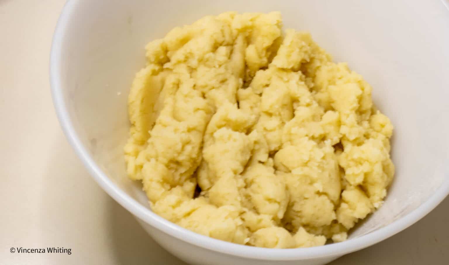 Sfingi di San Giuseppe (Sfinci) - Enza's Quail Hollow Kitchen