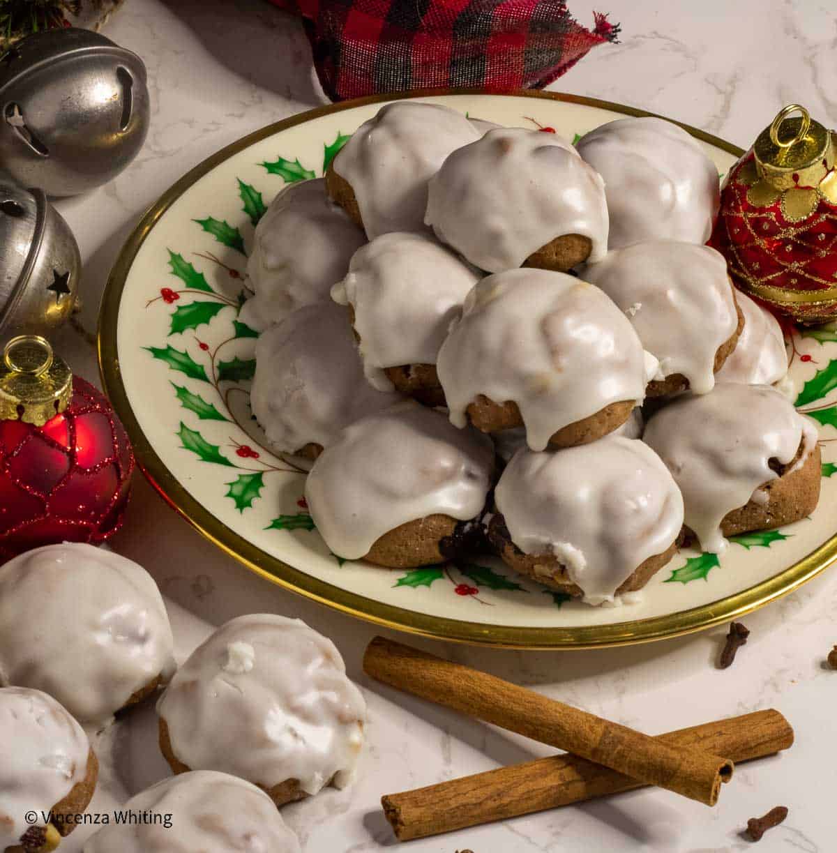Traditional Italian Chocolate Cookies (Tetú)