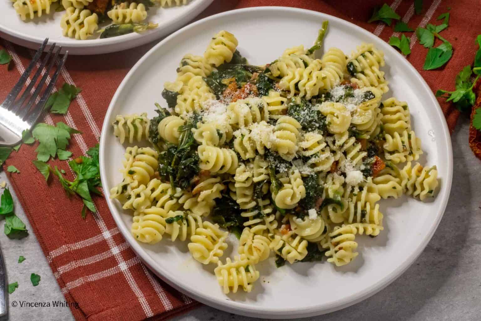 Radiatori Pasta with Spinach and Sun-Dried Tomatoes