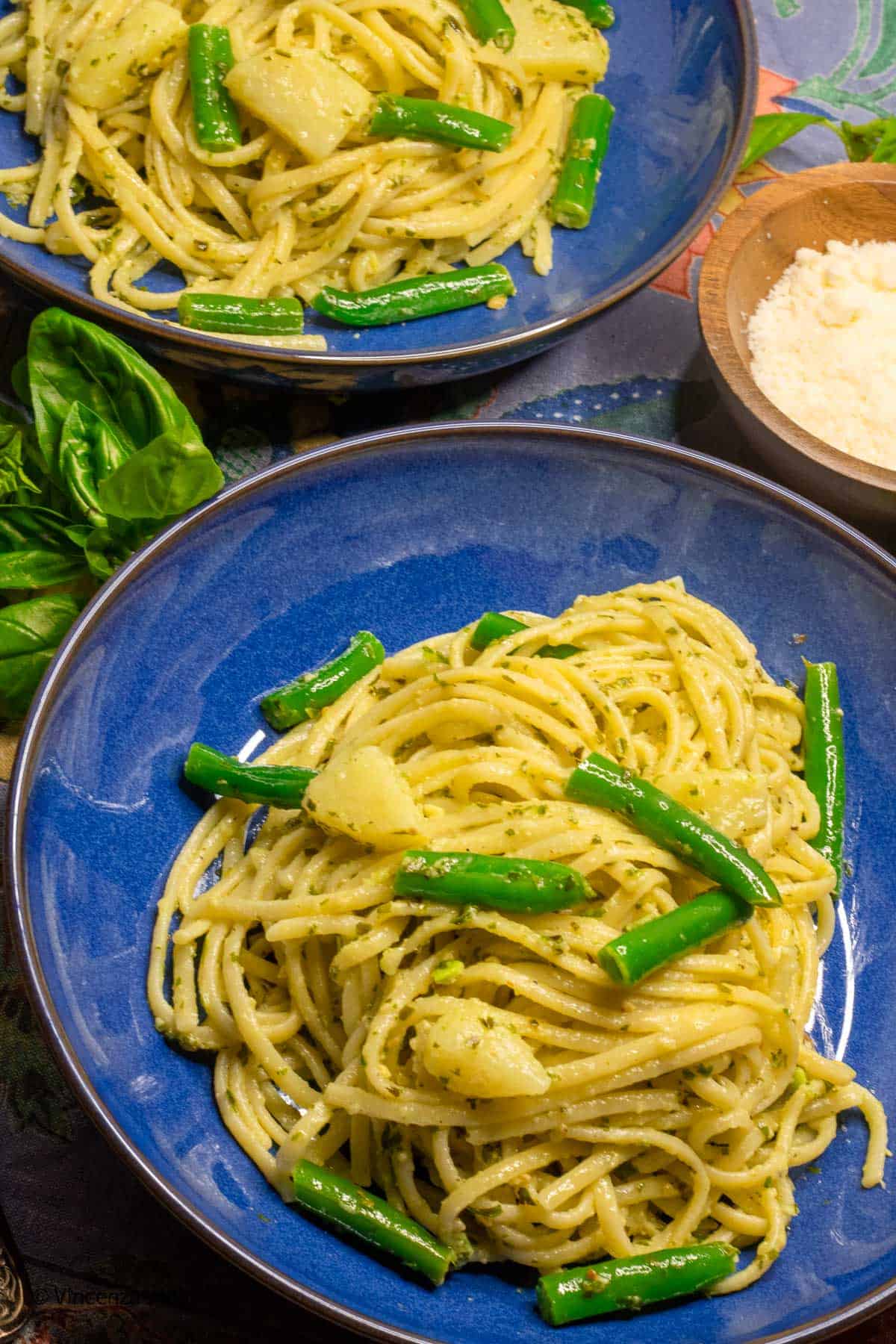 Trenette al Pesto Recipe with Green Beans and Potatoes