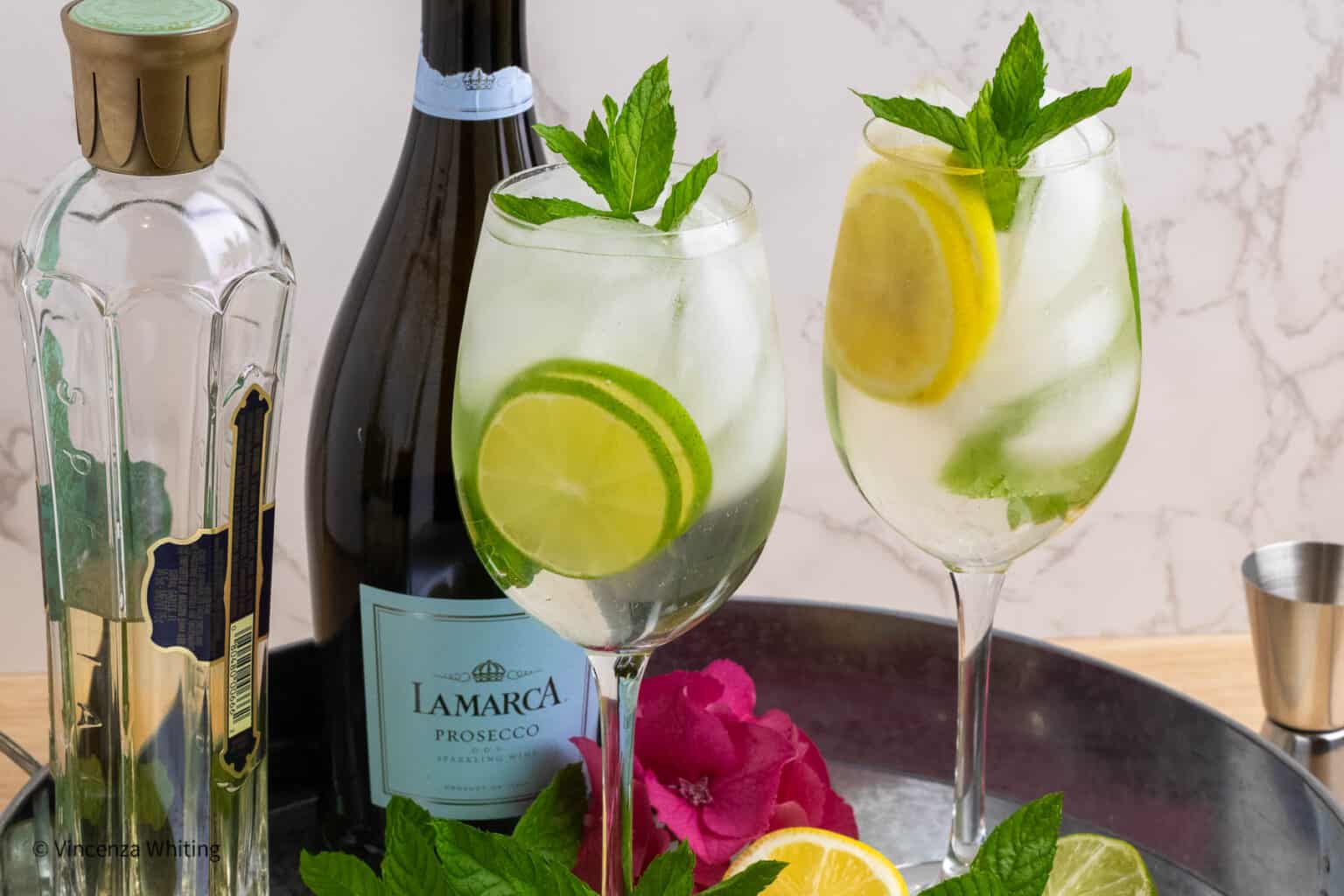 Hugo Spritz - The Best Sparkling Elderflower Cocktail